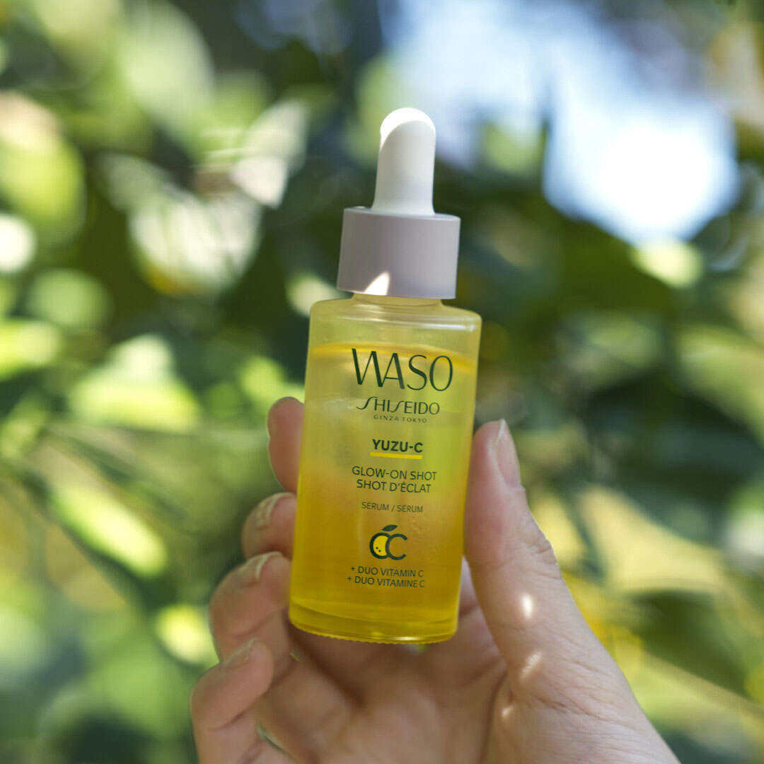 Shiseido WASO Glow-On Shot Serum 28 ml - Fredrik & Louisa