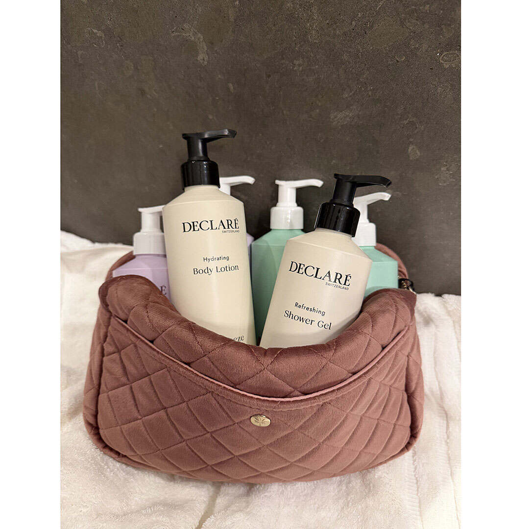 Declaré Elegant Breeze Hydrating Body Lotion 400 ml - Fredrik & Louisa